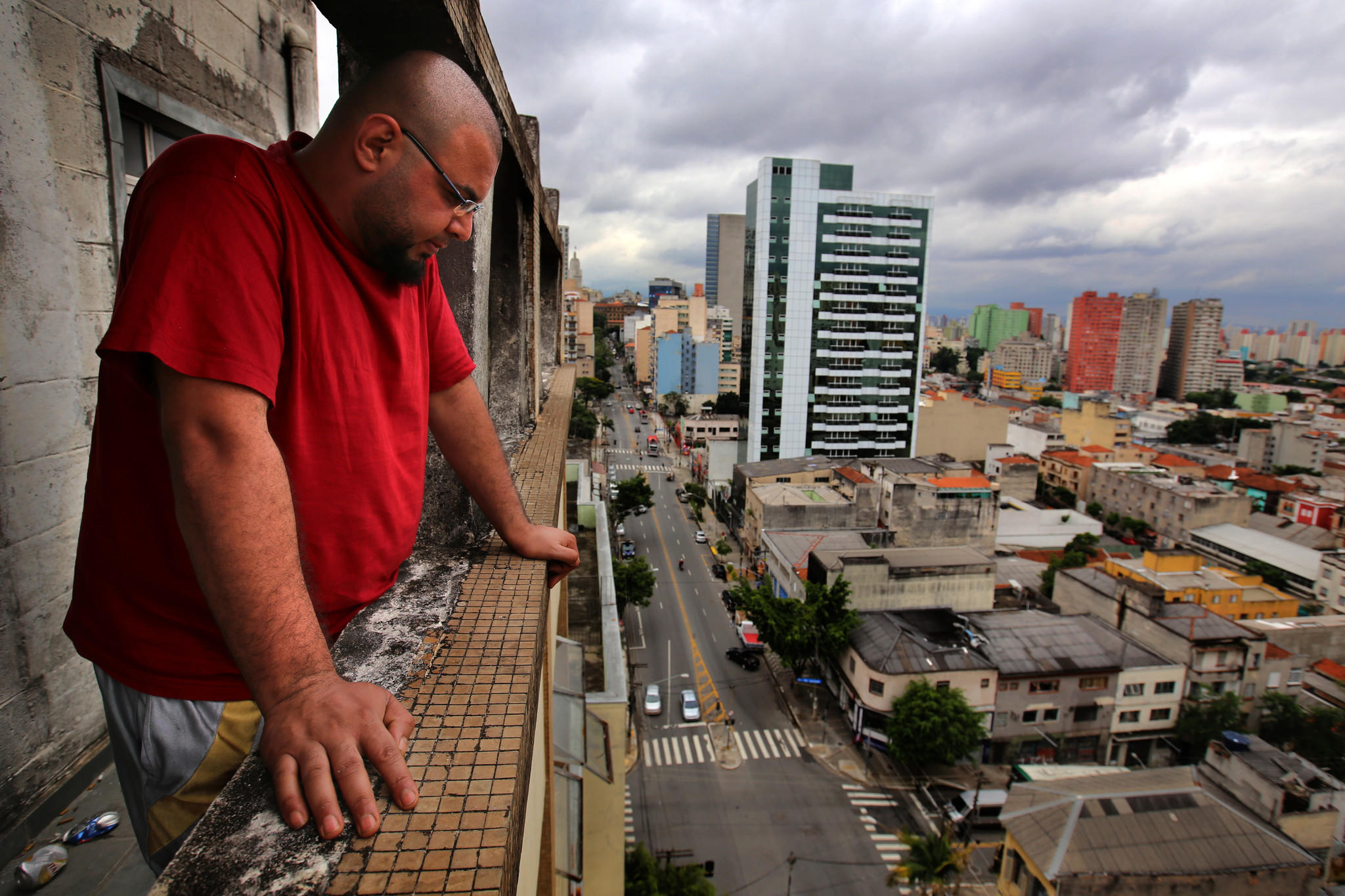 Refugees find dizzying freedoms and unexpected dangers in Brazil - Los ...